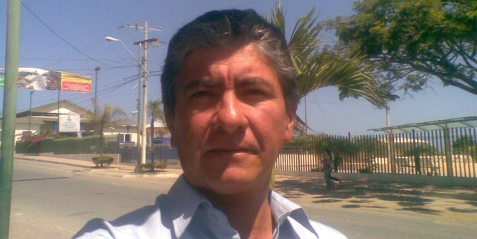 «Entre el derecho laboral y lo inefable de los políticos» Por: Ronald ...